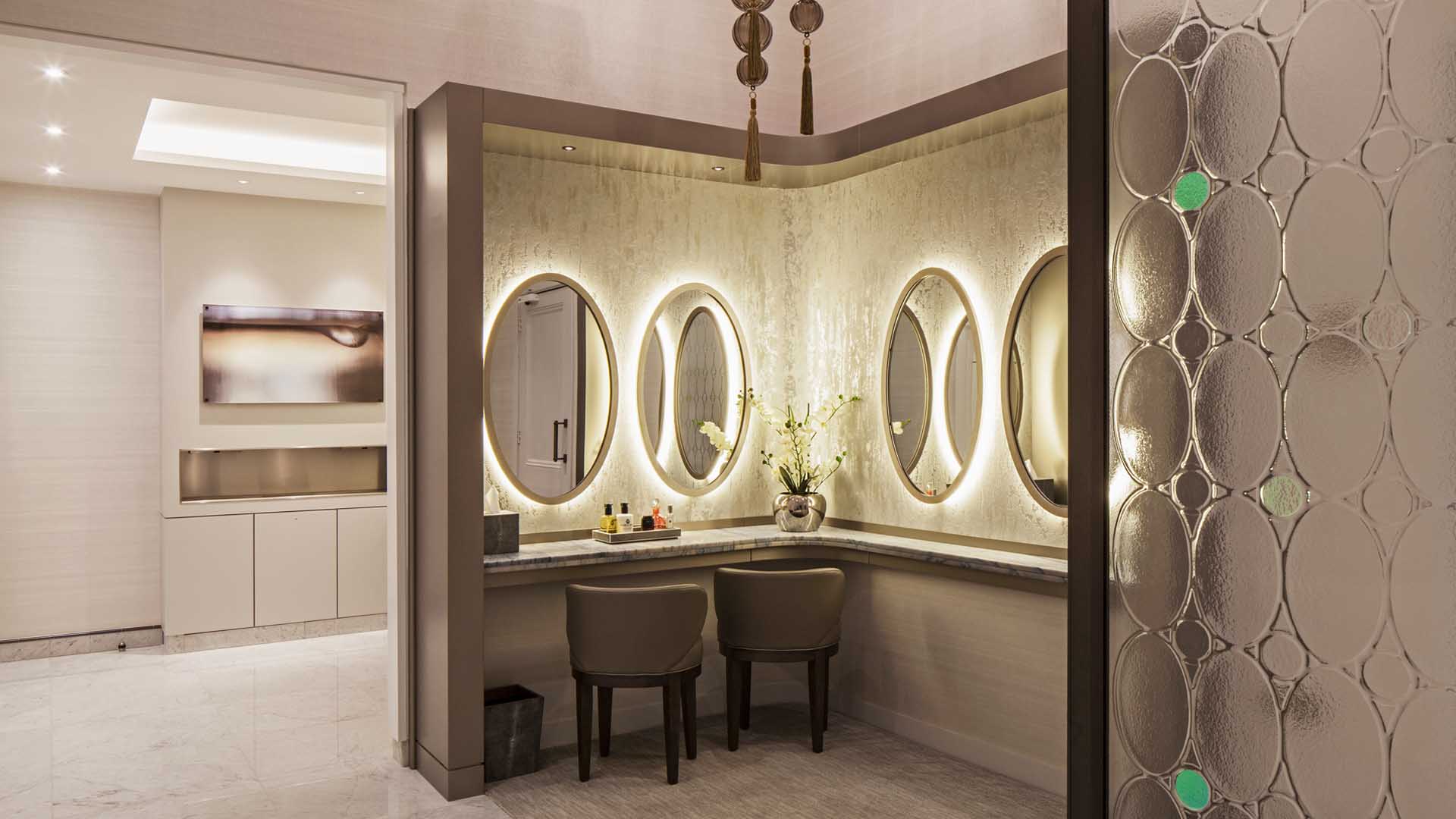 The Brighton Grand Hotel - Ladies Powder Room