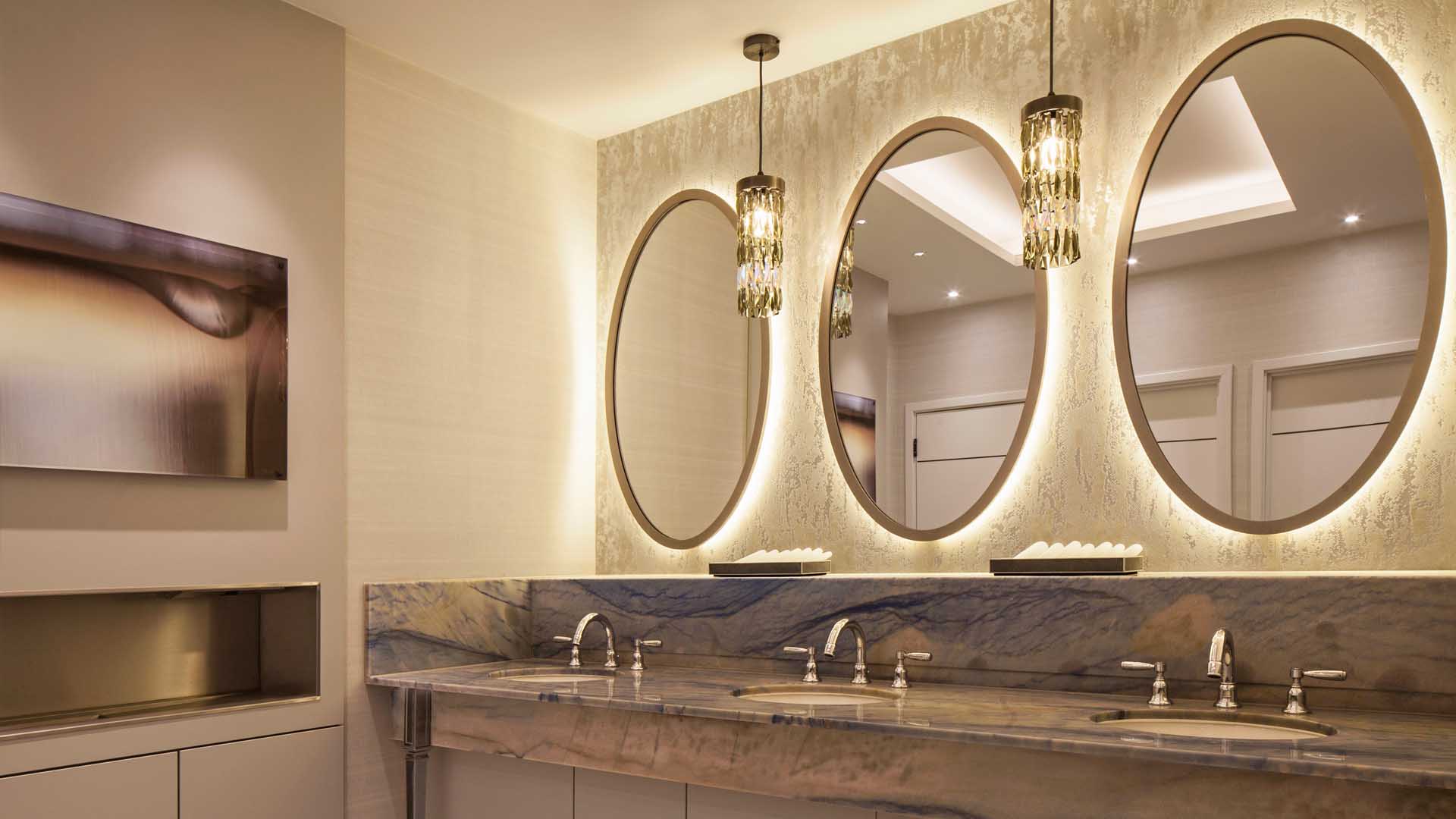 The Brighton Grand Hotel - Ladies Powder Room